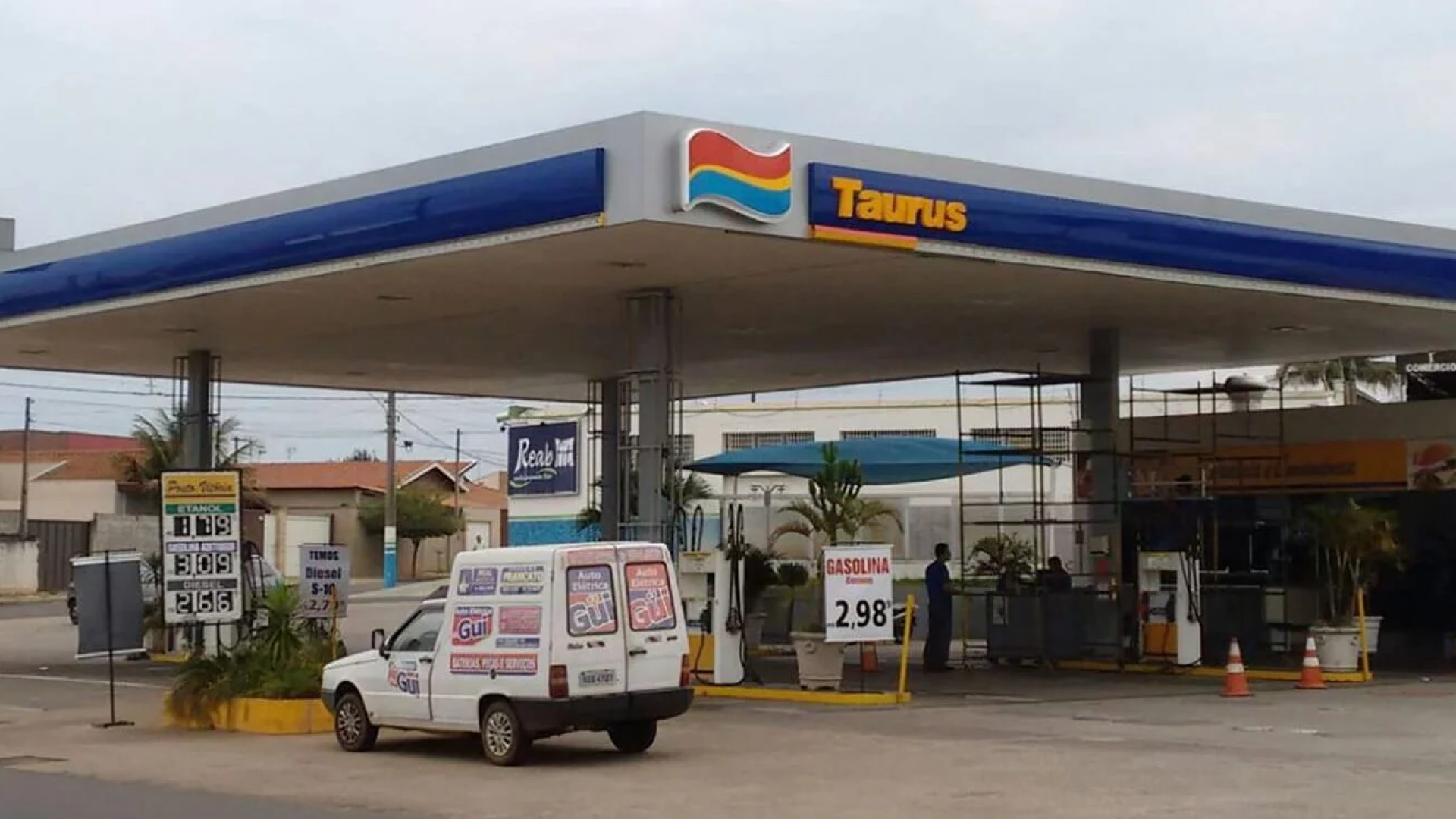 Image gas station chain Taurus | Petrol Group