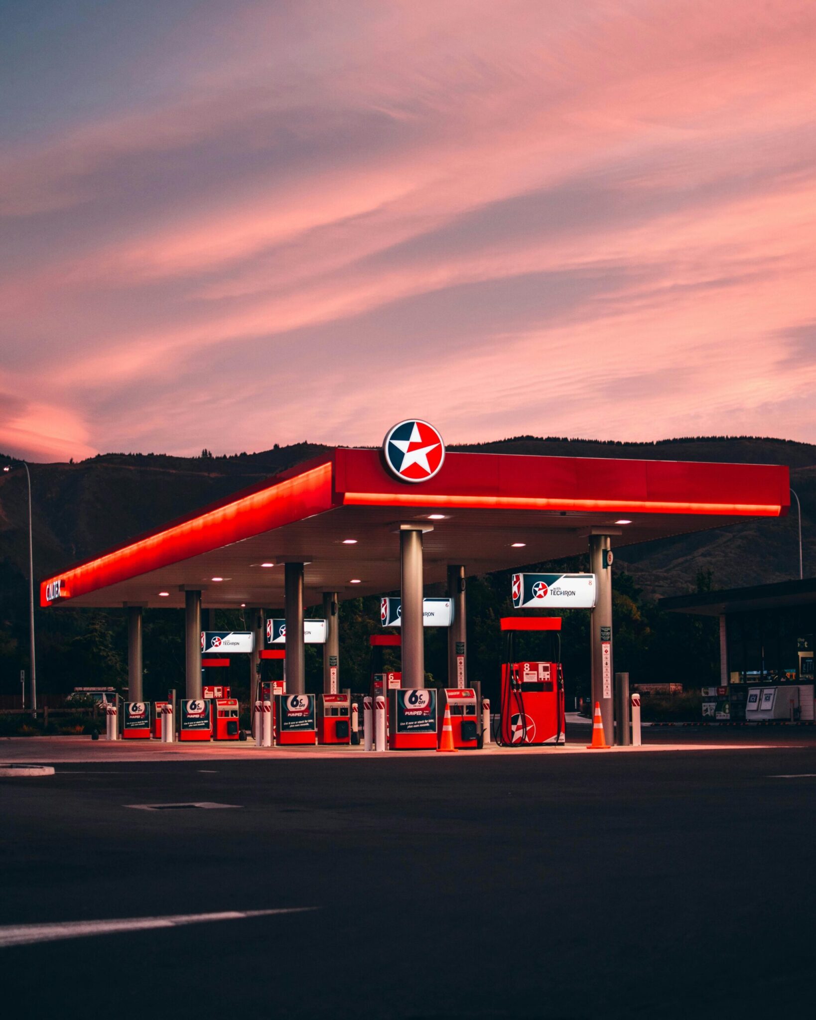 Visual identity for gas stations: the ultimate guide to boost sales ...
