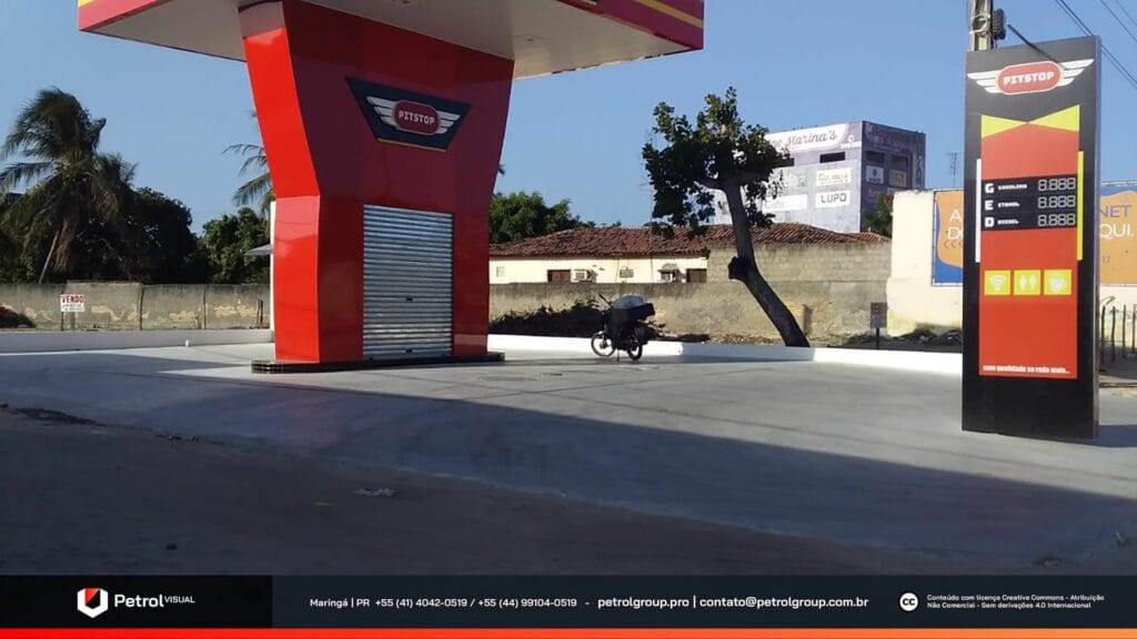 Fachada posto de combustíveis Pitstop | Petrol Group